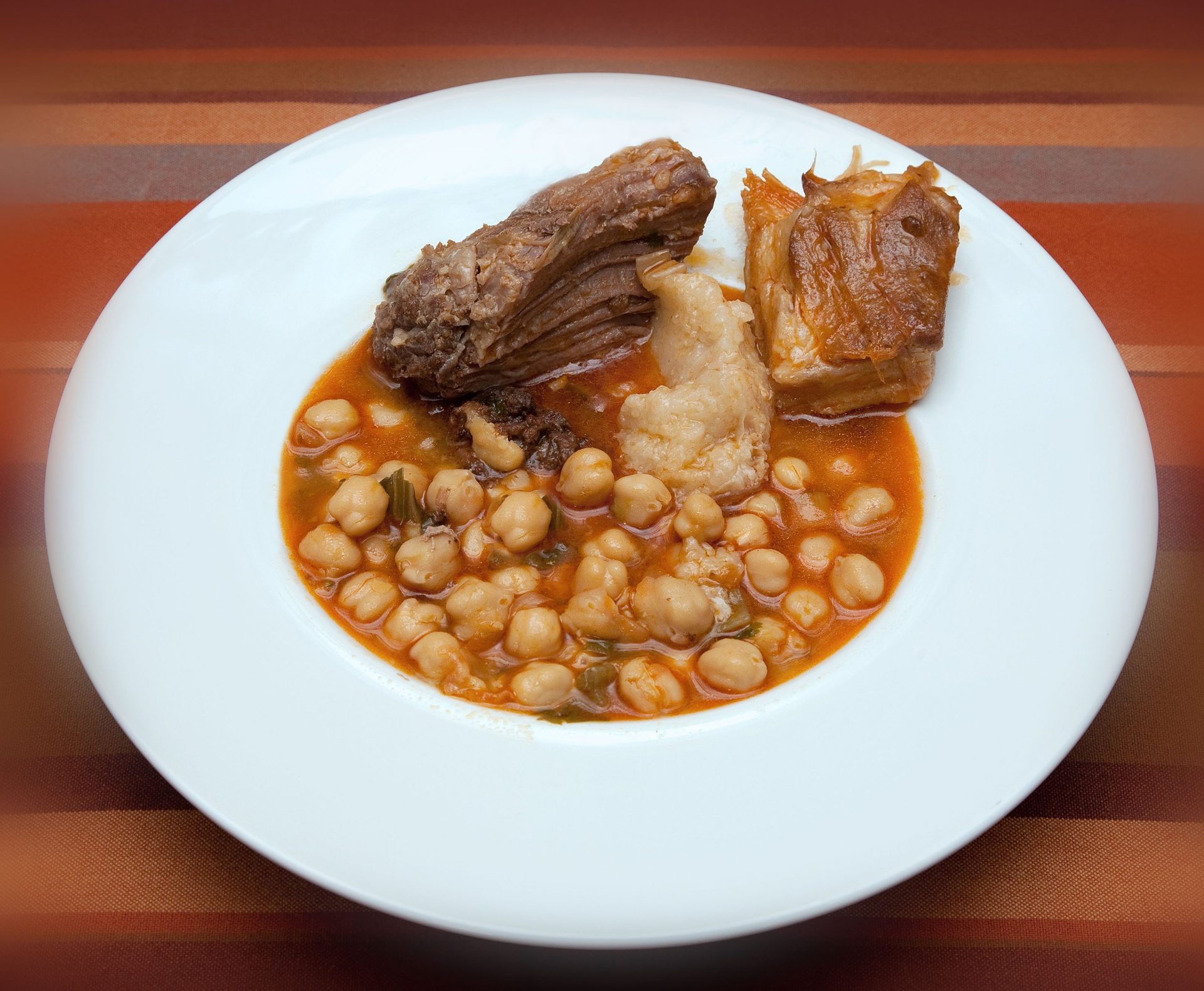 El cocido madrileño, a un paso de ser Bien de Interés Cultural - EFEAgro