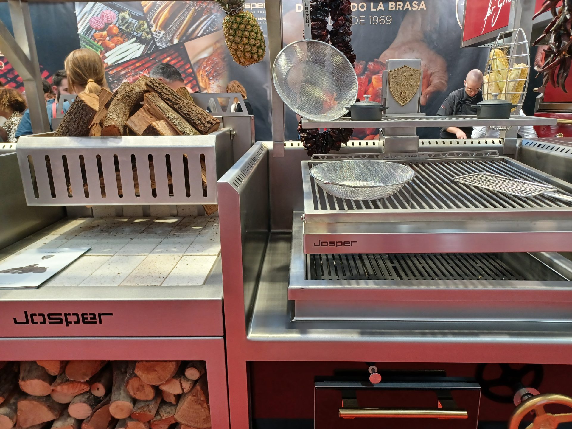 Del carbón al plato, un recorrido por la moda de la parrilla